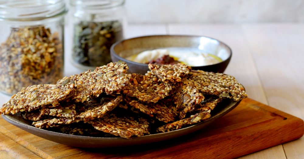 Recette : biscuits apéro sans gluten aux graines et aux amandes