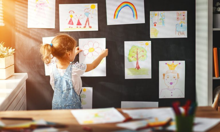 Que faire des dessins de nos enfants ? De jolies idées