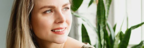 La cure de sébum pour des cheveux plus sains et moins gras