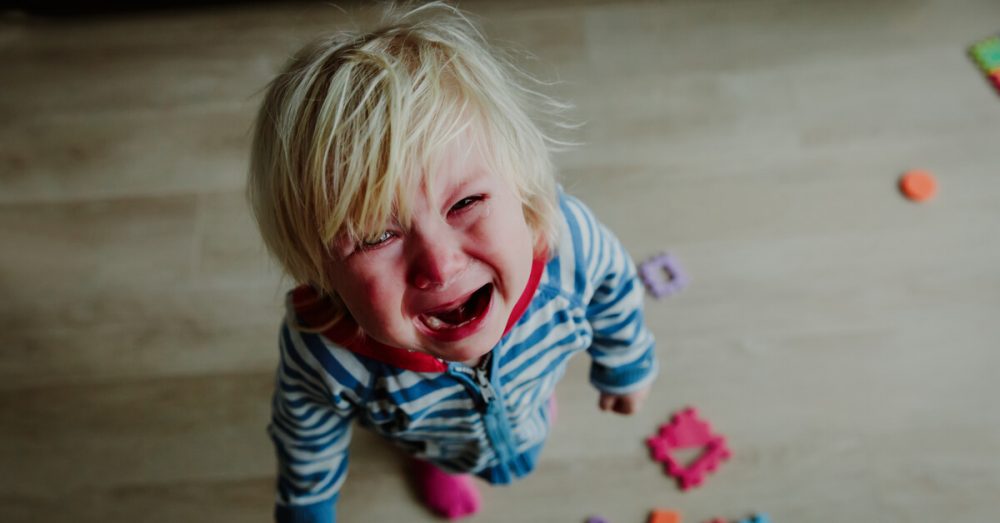 Colère enfant : comment bien réagir ? Comment l'aider