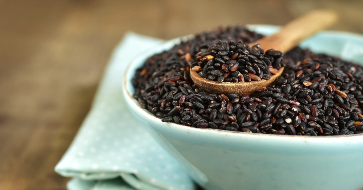 Les secrets du riz noir : bienfaits et idées recettes