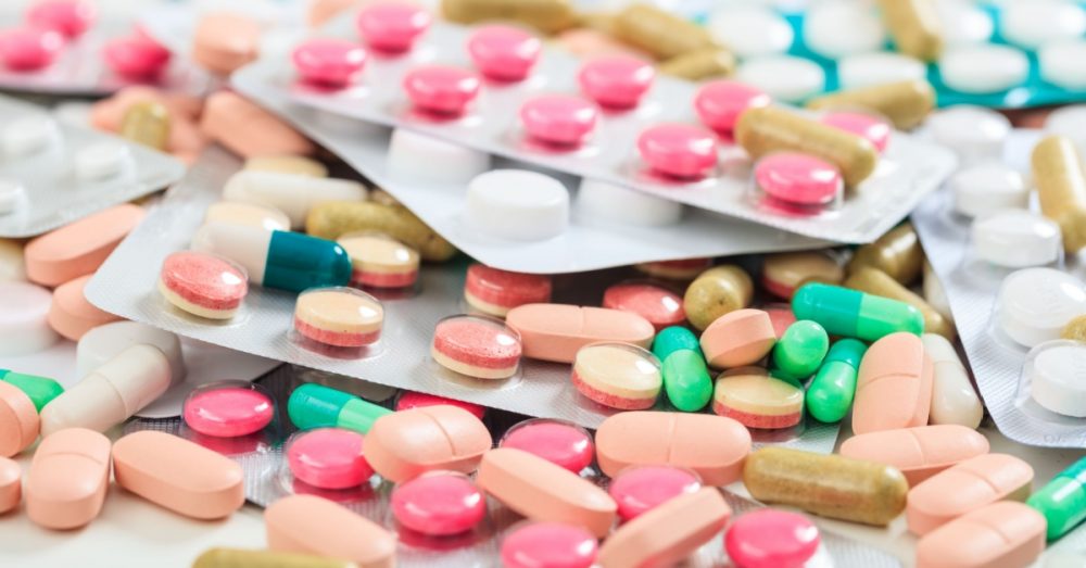 Médicaments à éviter en 2026 : la liste noire de Prescrire s’allonge
